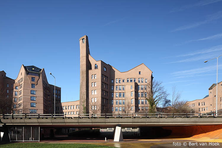 Hoofdkantoor NMB-Bank, Amsterdam, Alberts en Van Huut | Architectuurgids