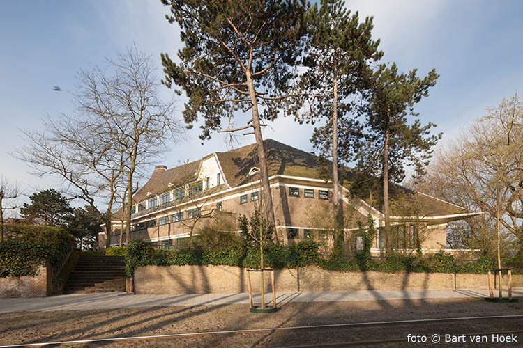 Rudolf Steiner kliniek, Den Haag, Bureau Buijs en Lürsen | Architectuurgids