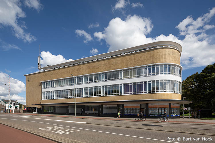 Willem Marinus Dudok, architect en werk | Architectuur.ORG