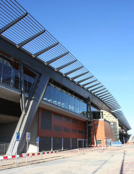 Station Bijlmer Arena, Amsterdam, Grimshaw architects | Architectuurgids