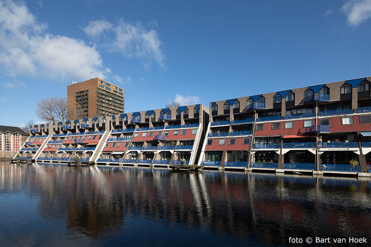 Woningbouw Waterverband, Rotterdam, J. Hoogstad | Architectuurgids