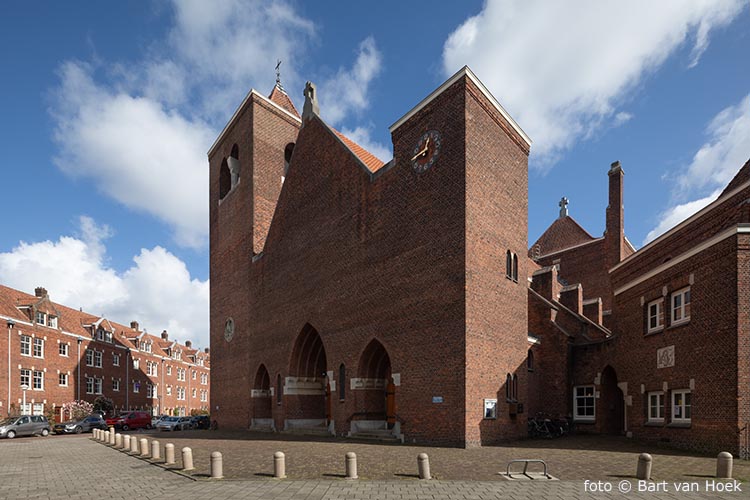 Linnaeushof, Amsterdam, A. Kropholler | Architectuurgids